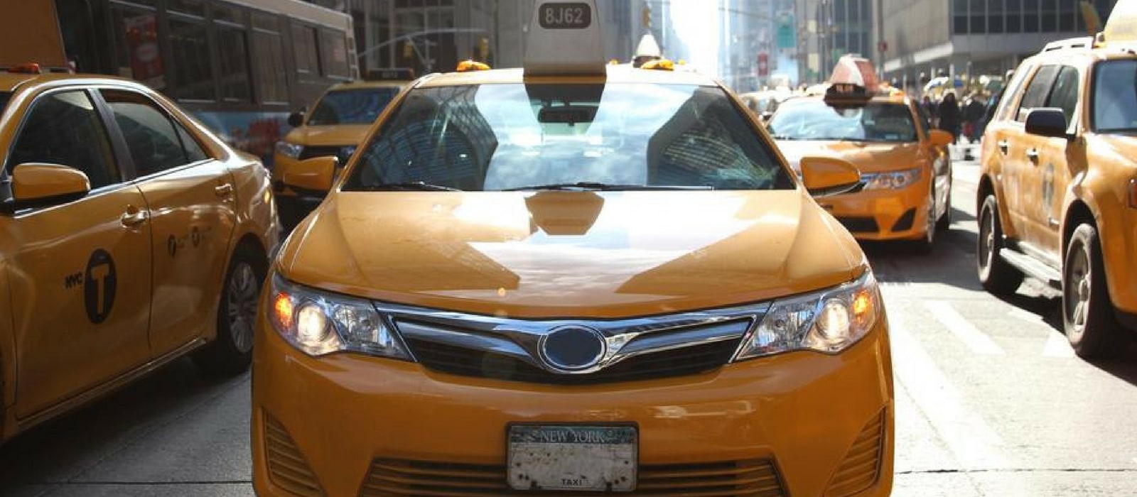 Gift Ideas for a Taxi Driver - Unique Gifter
