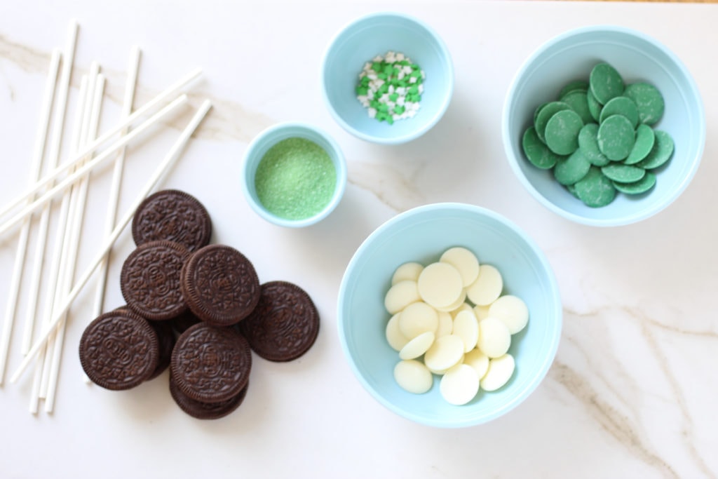 Delicious Green Oreo Pops - Unique Gifter