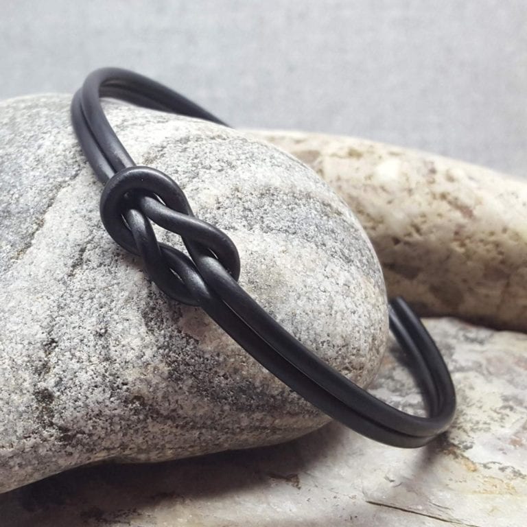 20 11th Steel Anniversary Gifts for Him - Unique Gifter