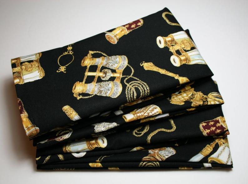 Best Gifts for Opera Lovers | Unique Gifter