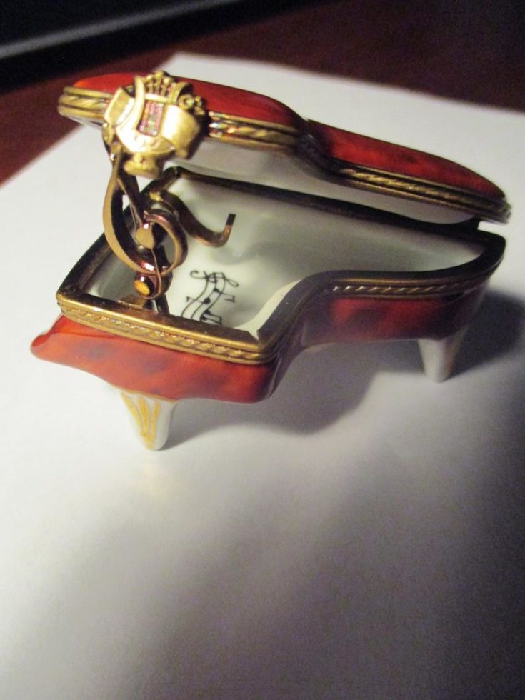 Congratulations Gifts for Piano Recital Performances | Unique Gifter