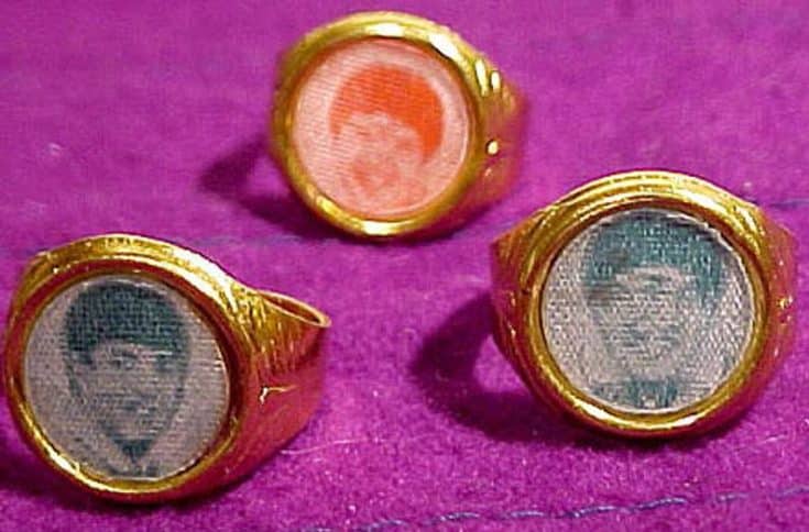 Best Gifts for Fans of The Beatles - Unique Gifter