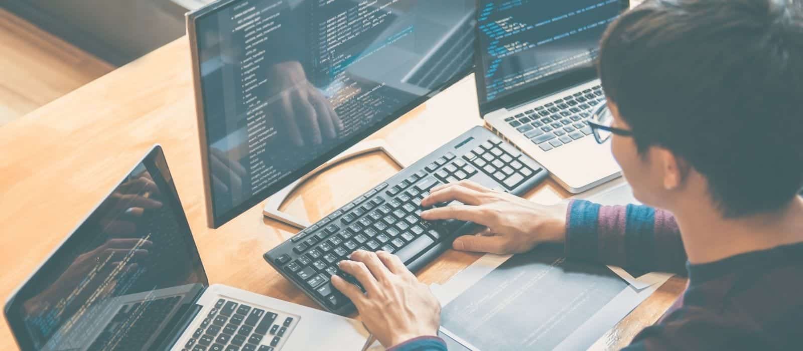 Best Gift Ideas for Programmers - Unique Gifter