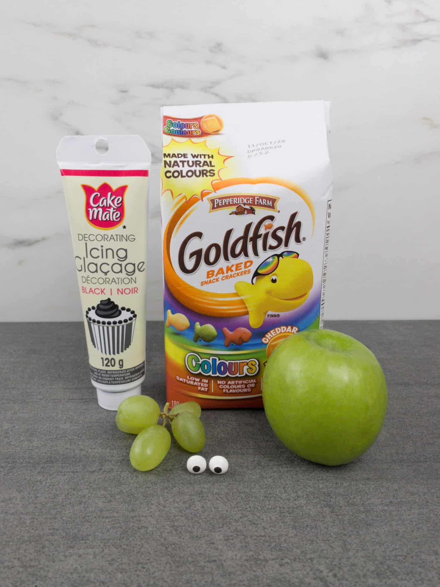 Healthy Sea Turtle Snack Idea for Kids - Unique Gifter