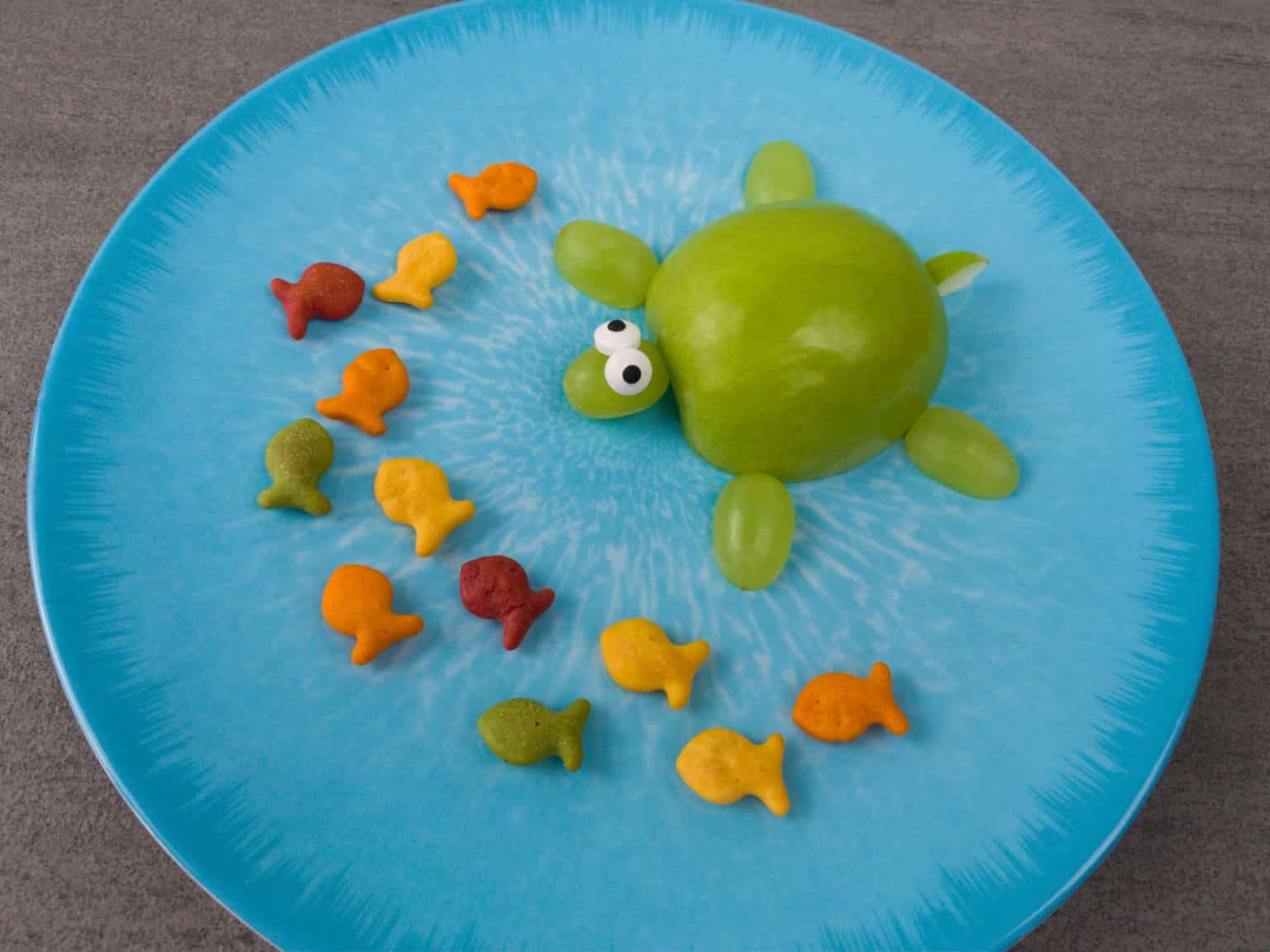 Healthy Sea Turtle Snack Idea for Kids - Unique Gifter