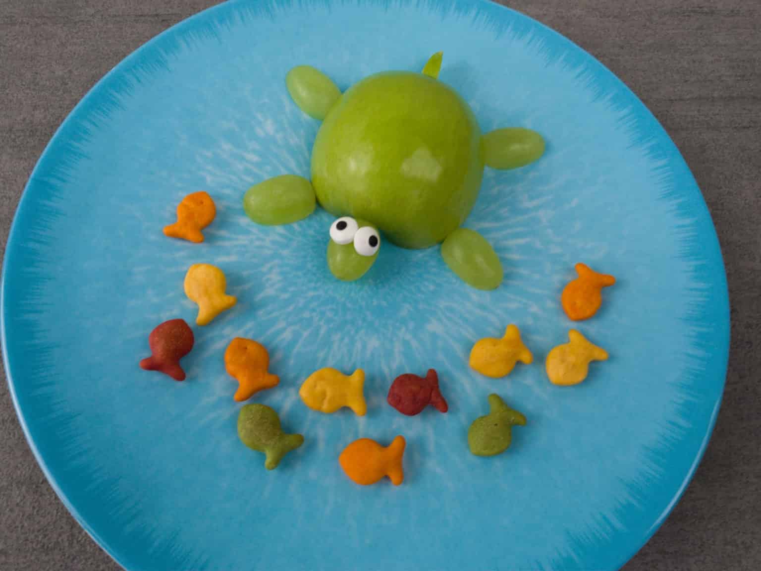 Healthy Sea Turtle Snack Idea for Kids - Unique Gifter