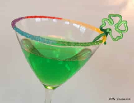 10 Beautiful and Boozy St. Patrick's Day Drinks - Unique Gifter