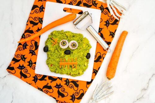 Frankenstein Guacamole Recipe - Unique Gifter