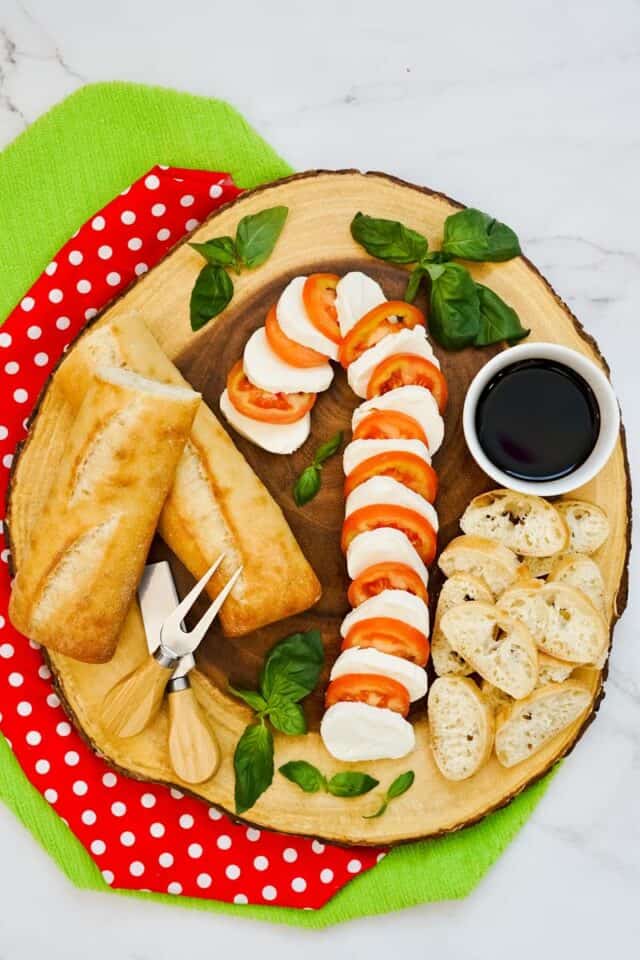 Candy Cane Caprese Cheese Board - Unique Gifter