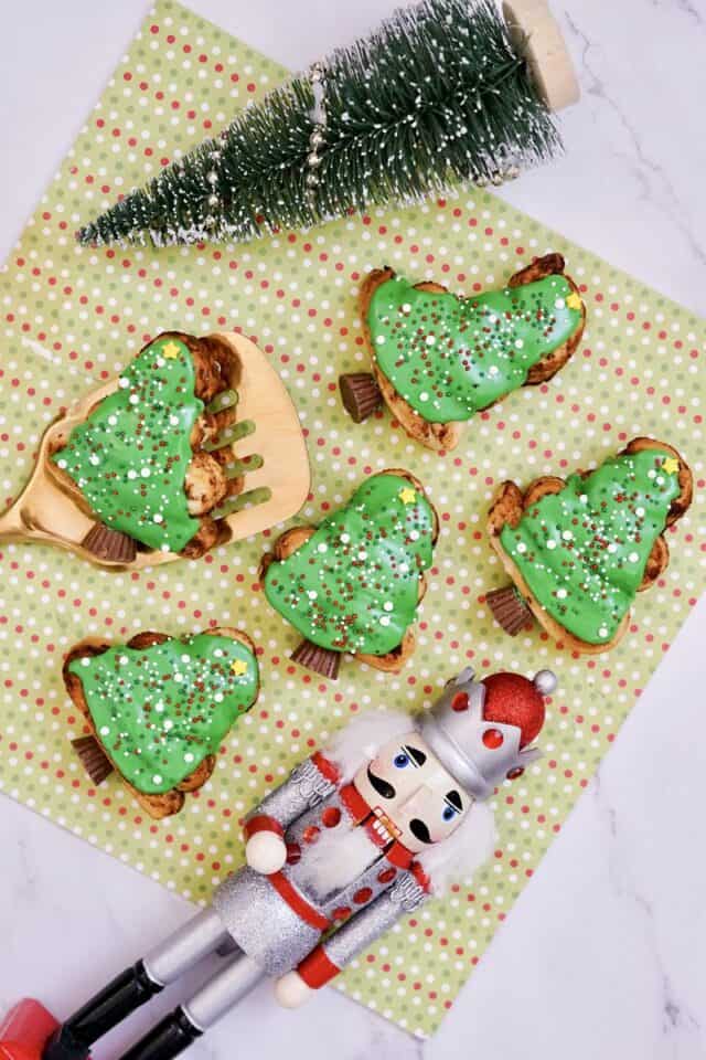 Air Fryer Christmas Tree Cinnamon Rolls Recipe - Unique Gifter