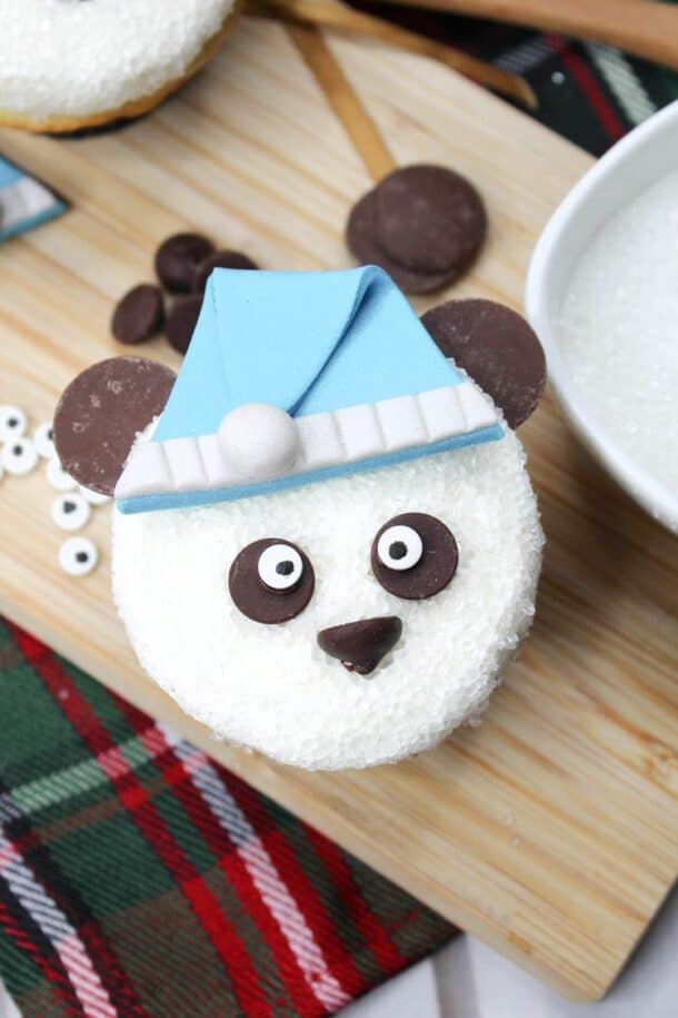 Adorable Sleepy Panda Cupcakes - Unique Gifter