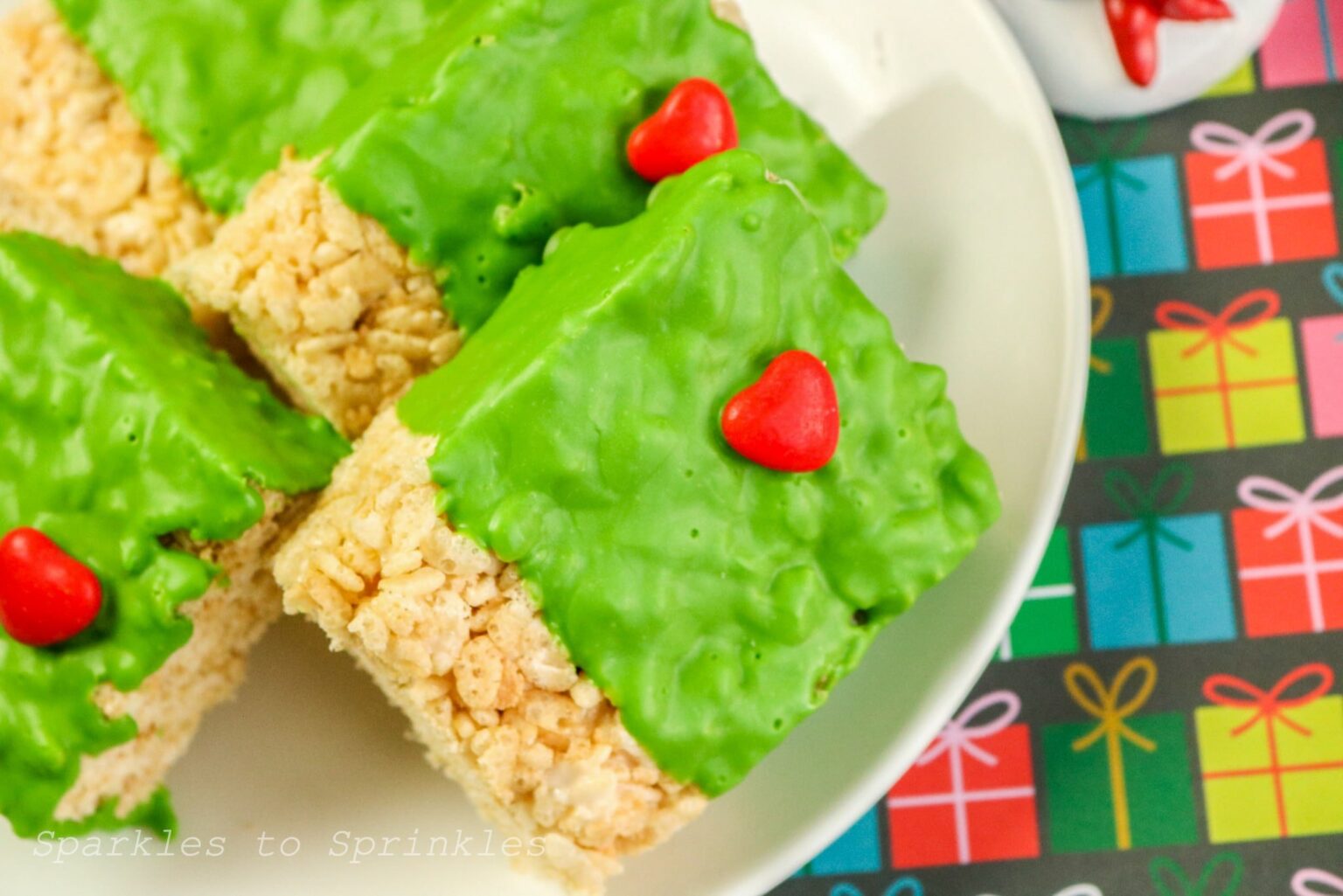 No More Grinchy Mood When You Try These Grinch Snacks