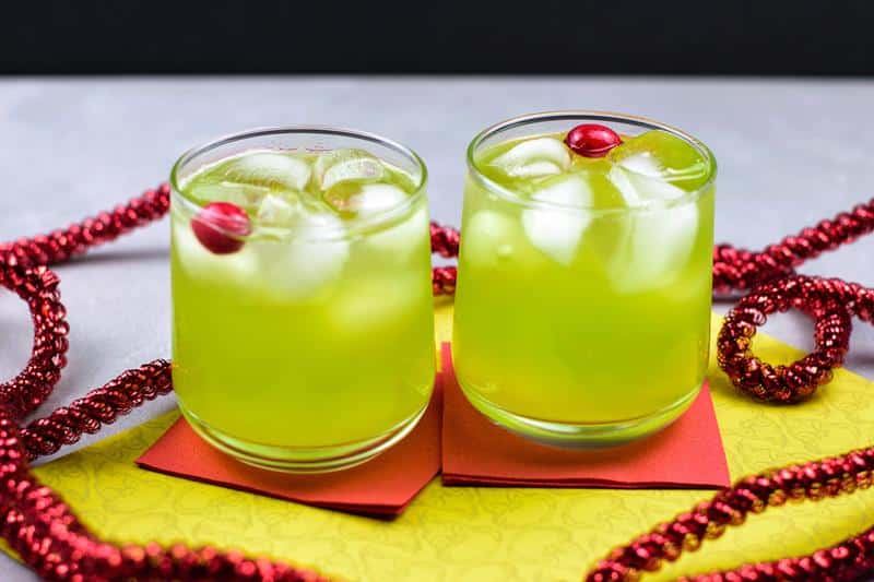 Grinch Inspired Drinks Everyone Can Enjoy This Christmas - Unique Gifter